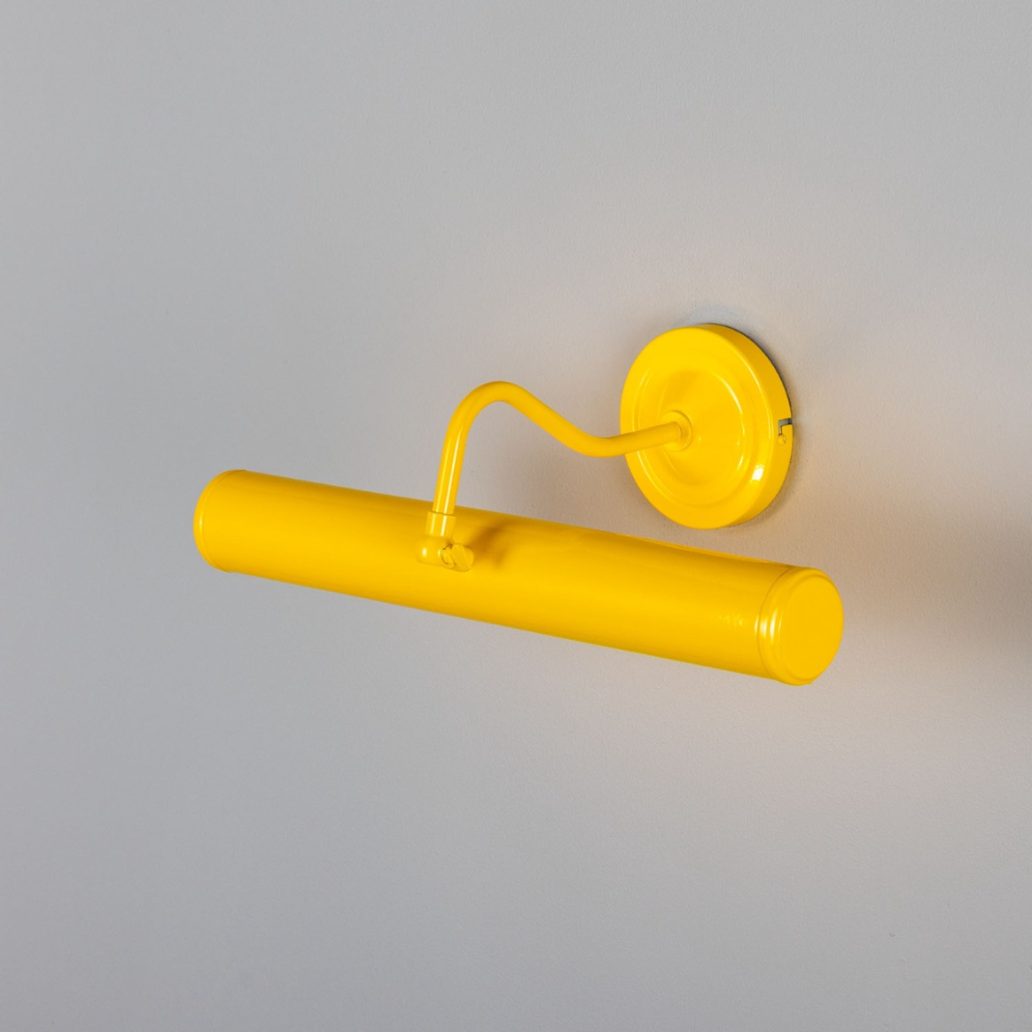 Elle Coloured Brass Picture Light 14" | Mullan Lighting
